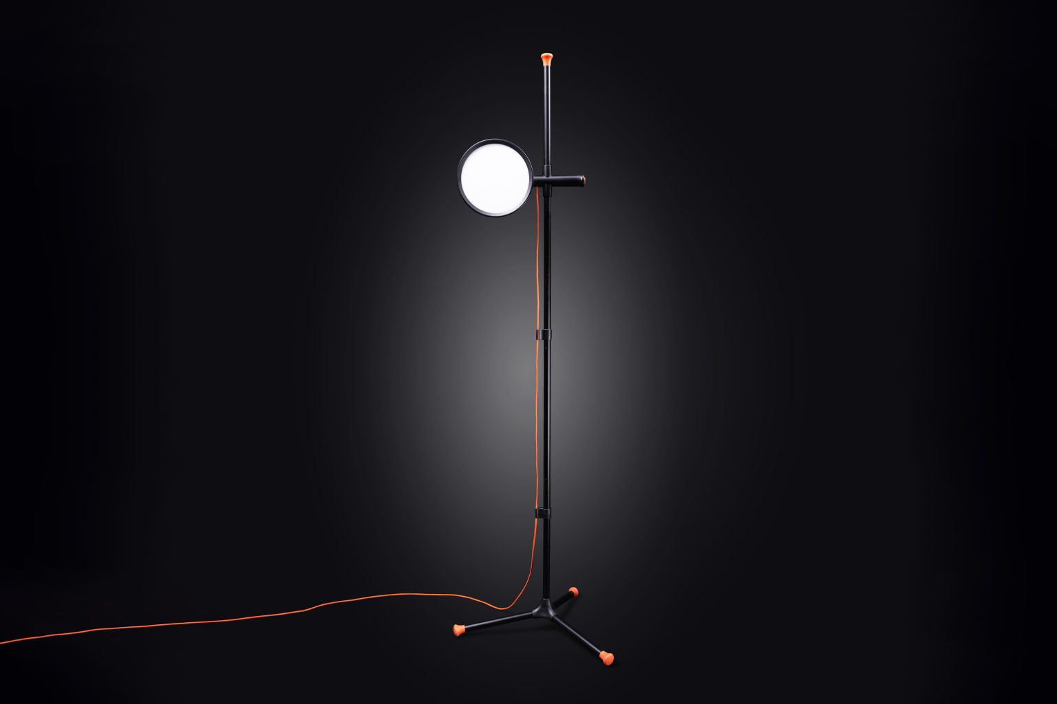 Artist Studio Lamp 2 – The Daylight Company