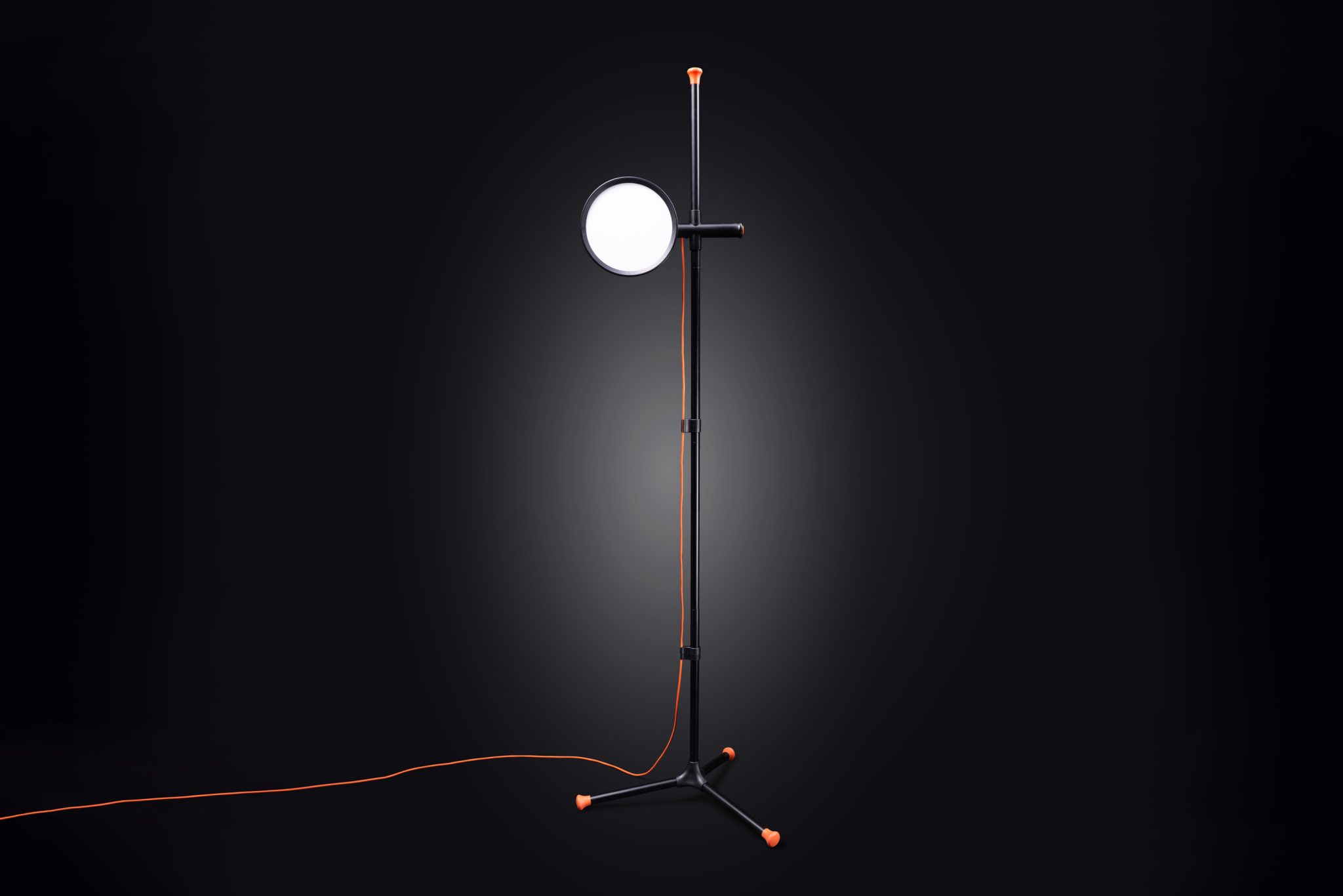 Artist Studio Lamp 2 – The Daylight Company